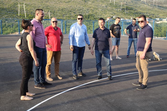 Gorica, Hrupjela i Mostaći dobili nova igrališta, uskoro izgradnja i ... Gorica, Hrupjela i Mostaći dobili nova igrališta, uskoro izgradnja i ...